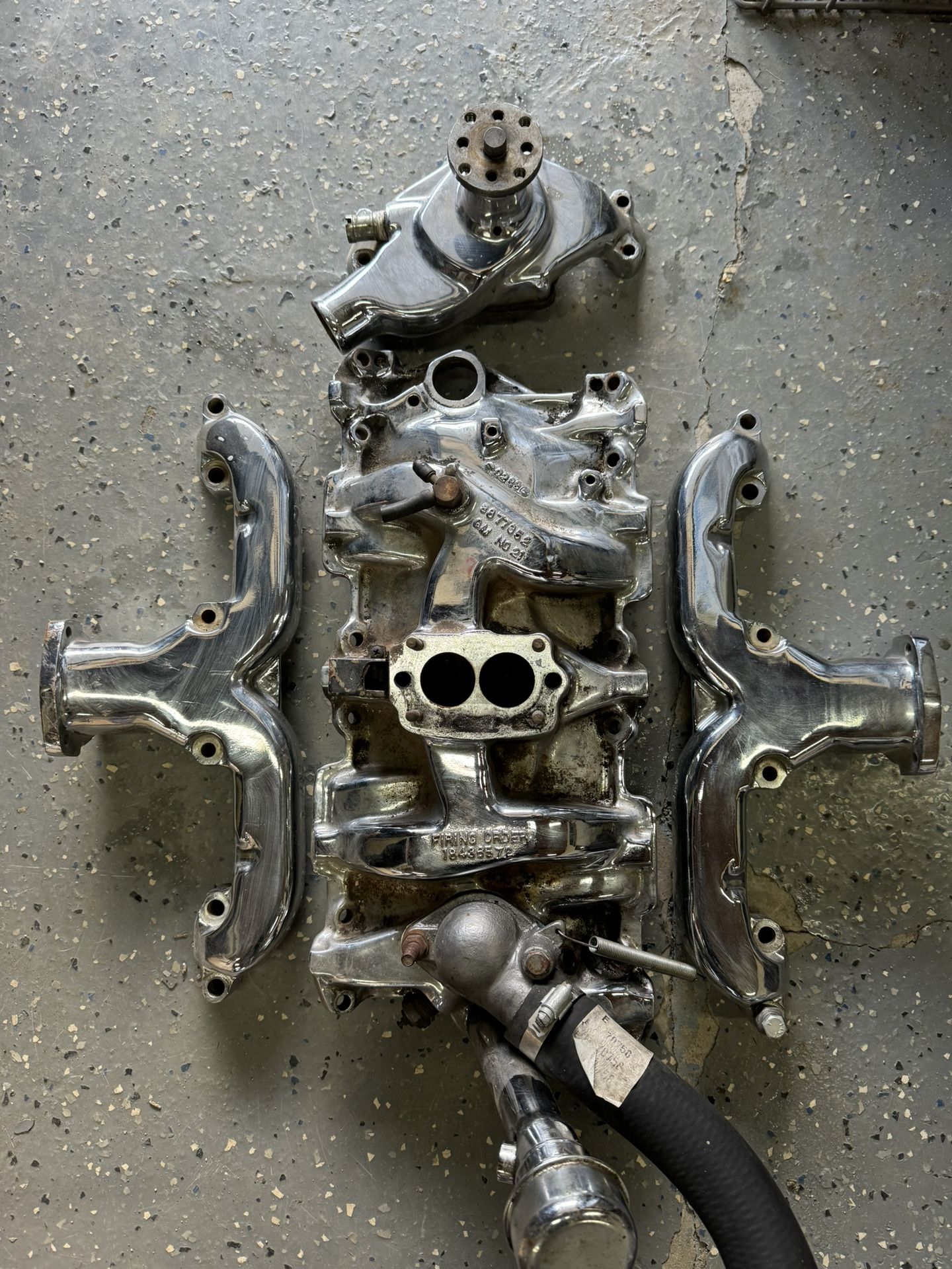 Sbc 265 Small Block Chevy 327 Old Chrome Intake Trog for Sale in ...