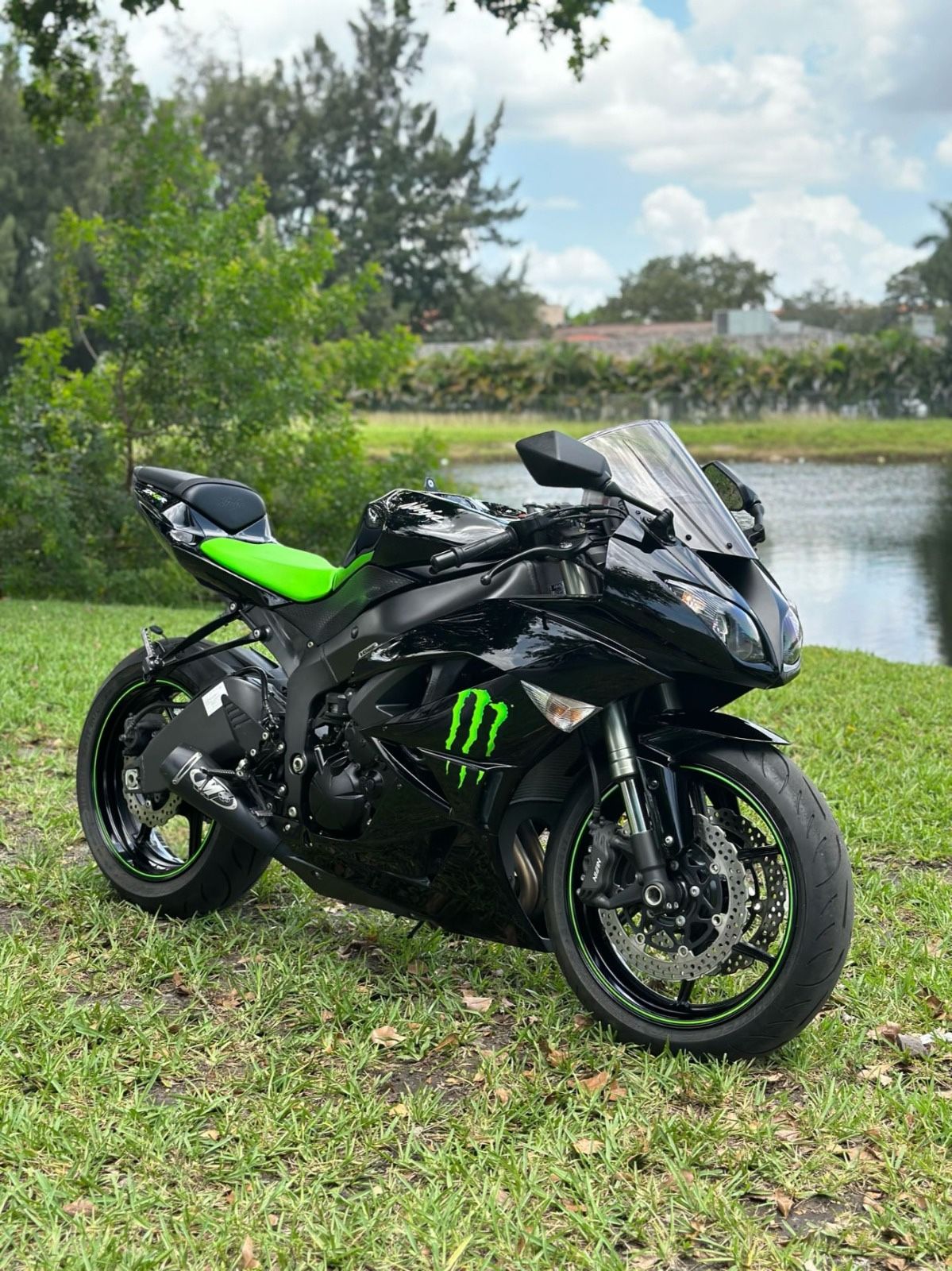 2009 KAWASAKI NINJA ZX-6R MONSTER ENERGY for Sale in Sunny Isles Beach ...