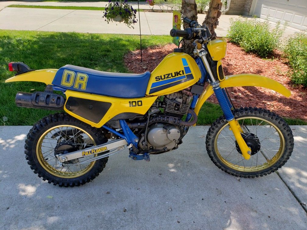 1985 Suzuki DR100 for Sale in Streamwood, IL - OfferUp