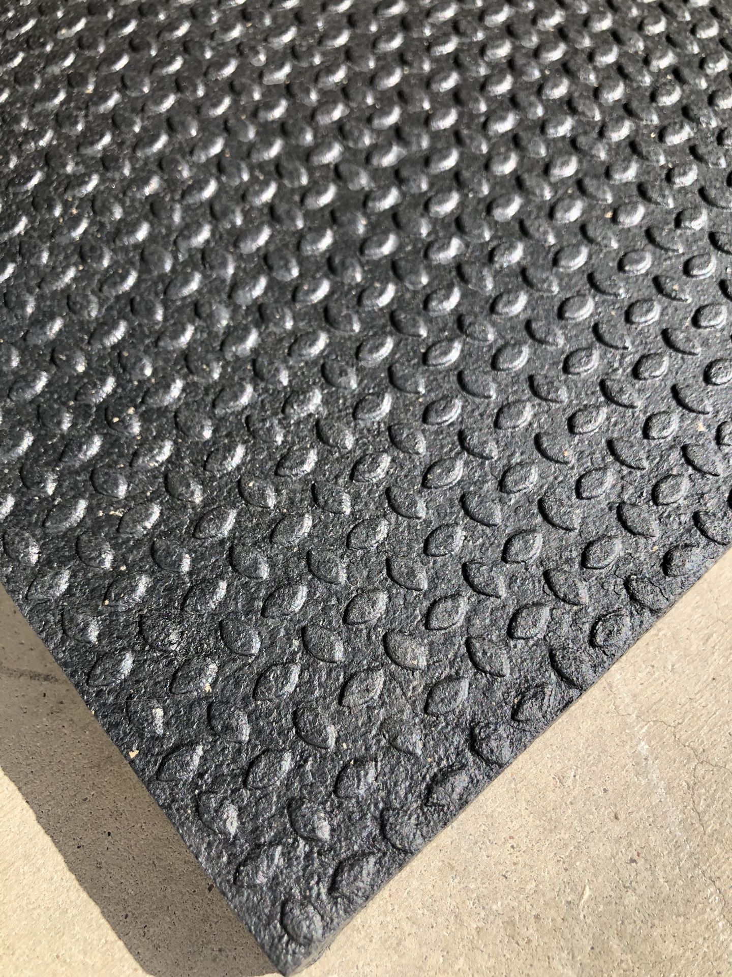 Gym Mats 4x6 3/4 inch thick - heavy duty for Sale in Scottsdale, AZ ...