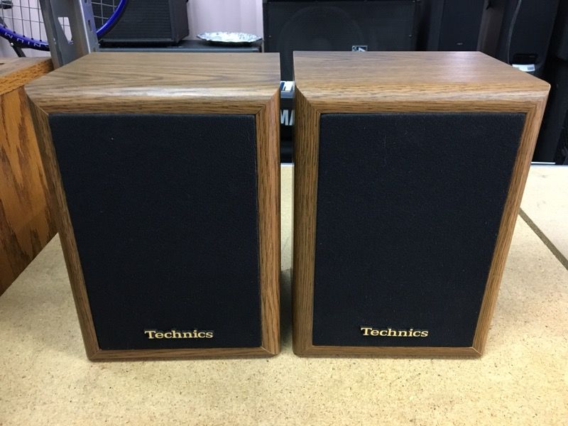 Technics Bookshelf Speakers