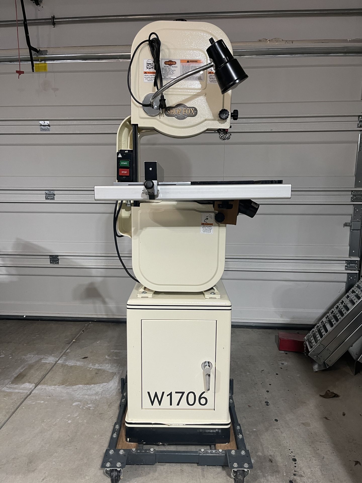 Shopfox W1706 14” Bandsaw for Sale in Wilsonville, OR - OfferUp