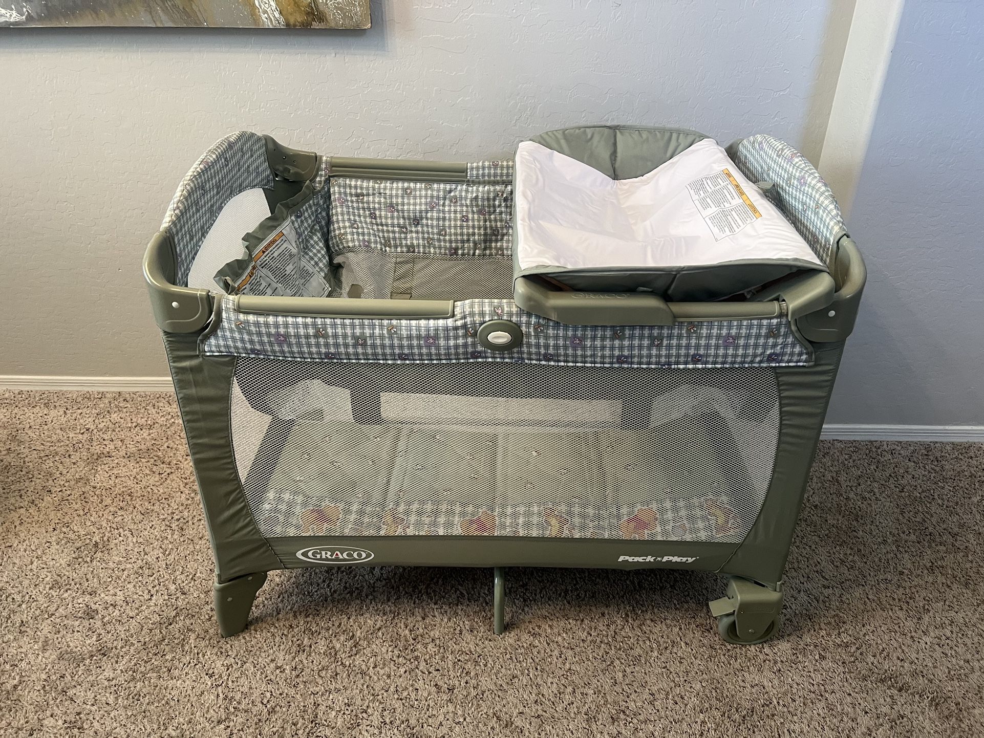 Winnie-the-Pooh Sage Green GRACO Pack N Play With Changing Table ...