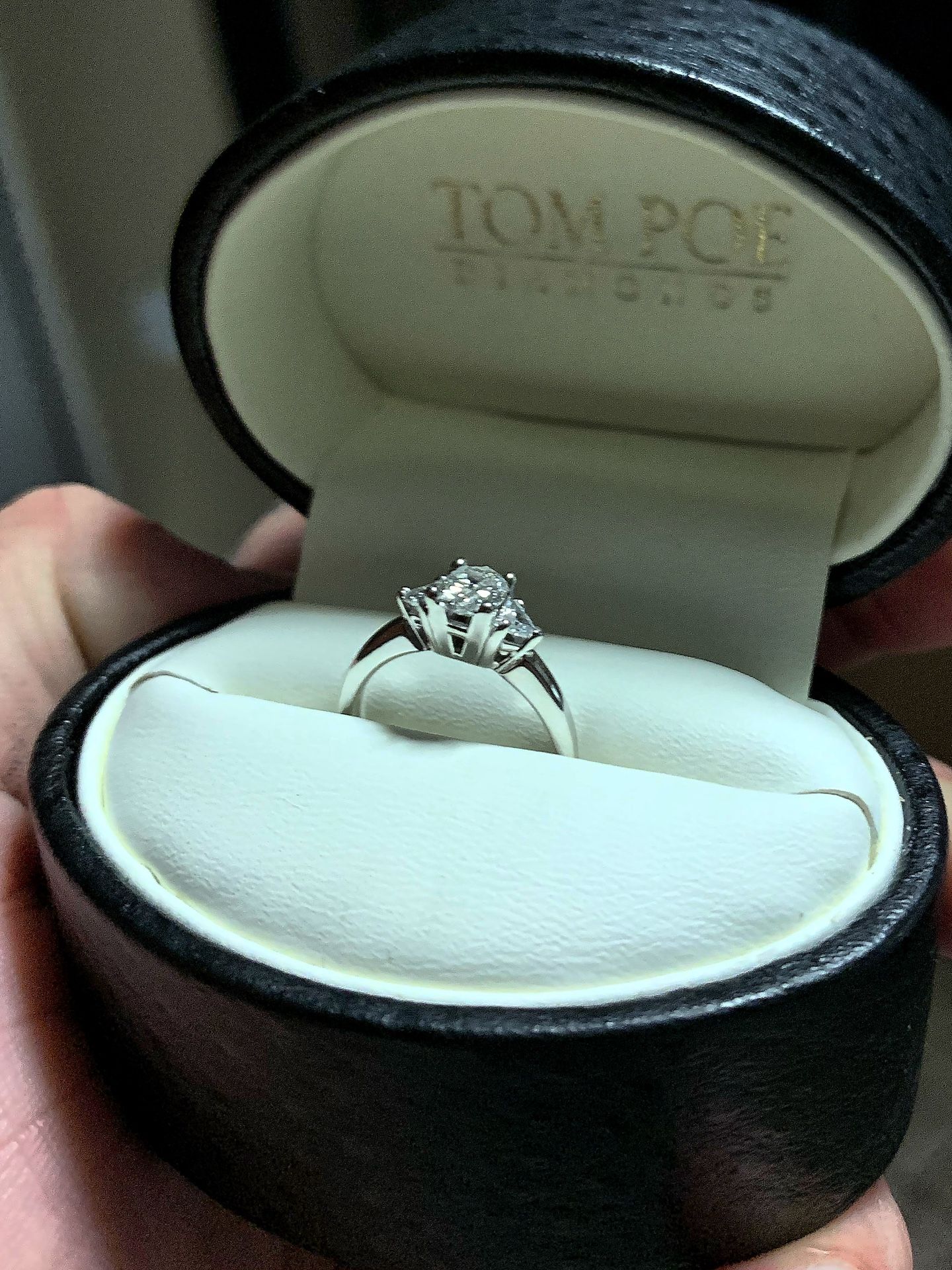 1/2 ct oval diamond ring. for Sale in Enumclaw, WA - OfferUp