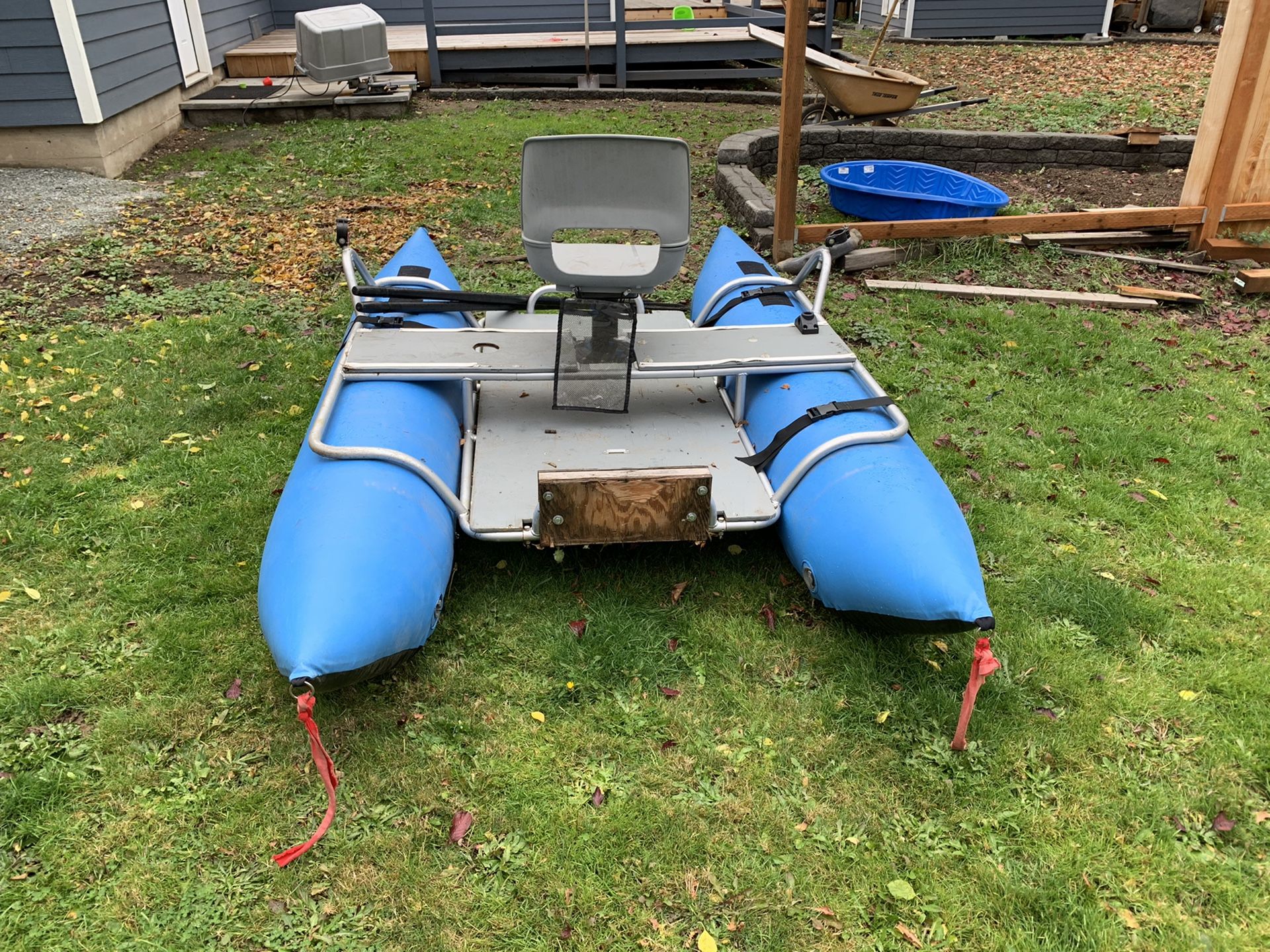 9’ X Stream Pontoon for Sale in Seattle, WA - OfferUp