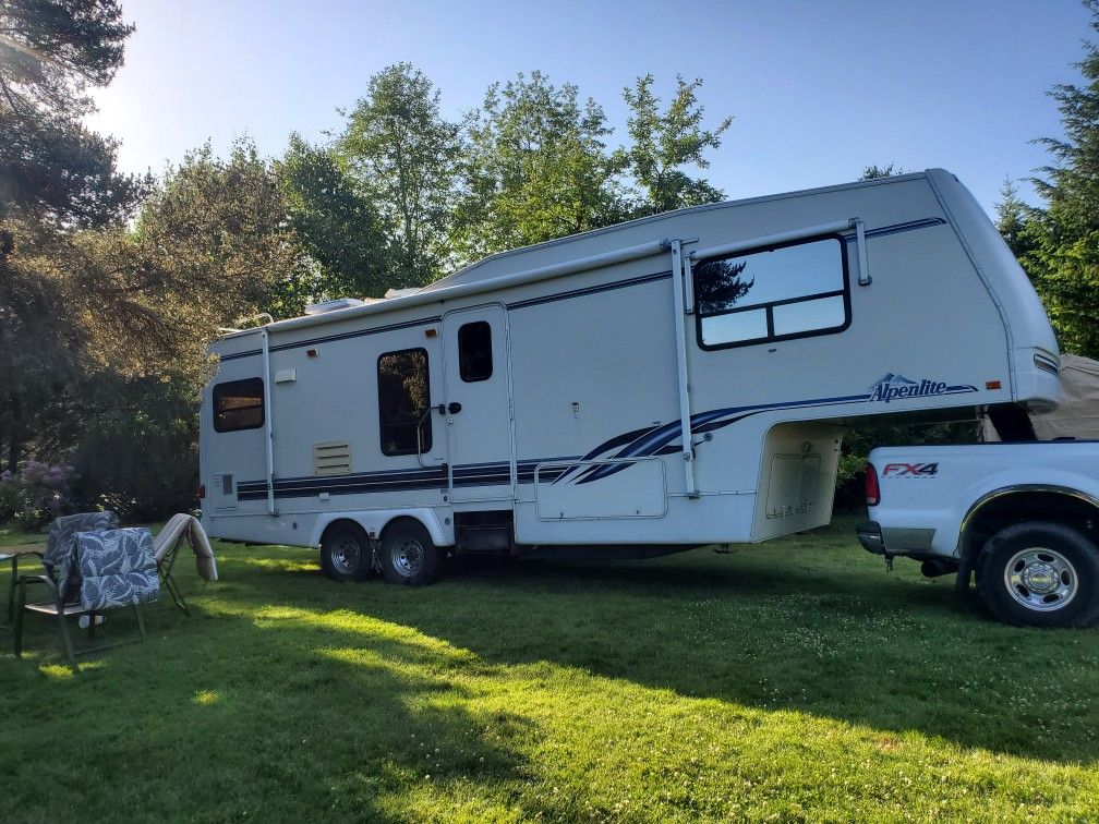 1997 Alpenlite RIVIERA 29RK for Sale in Chehalis, WA - OfferUp