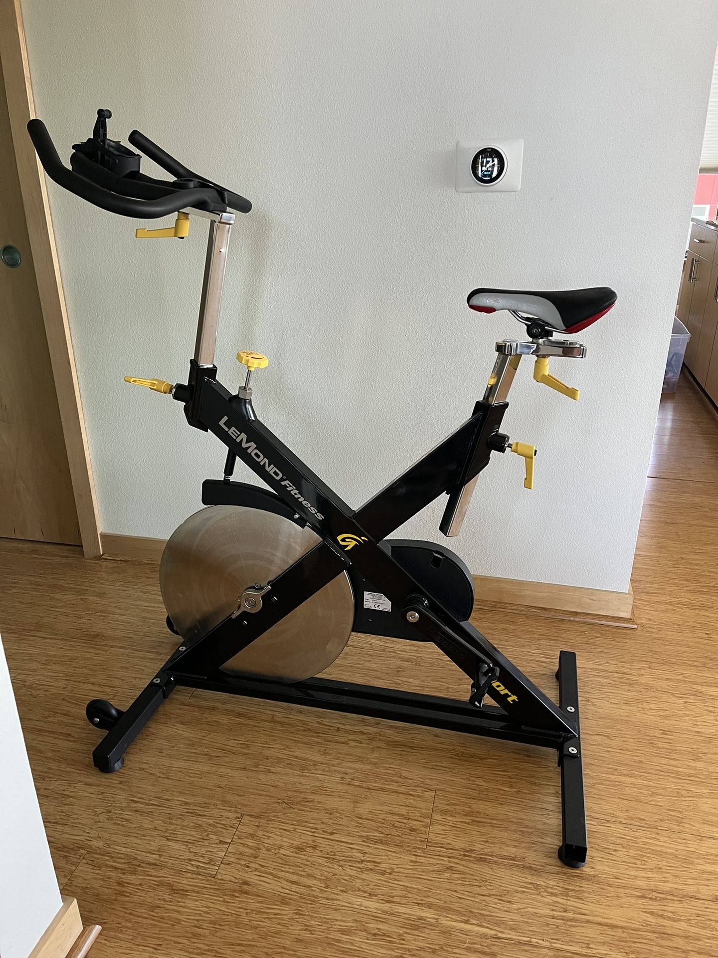 Stationary Bike. - NO POWER REQUIRED for Sale in Bellingham, WA - OfferUp