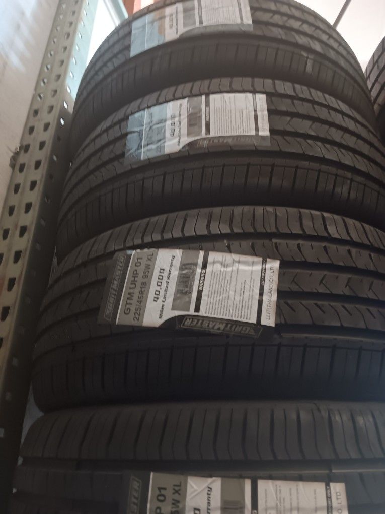 4 New Tires Installed/ Nuevas Llantas Instaladas 225/45/18 Grit Master ...