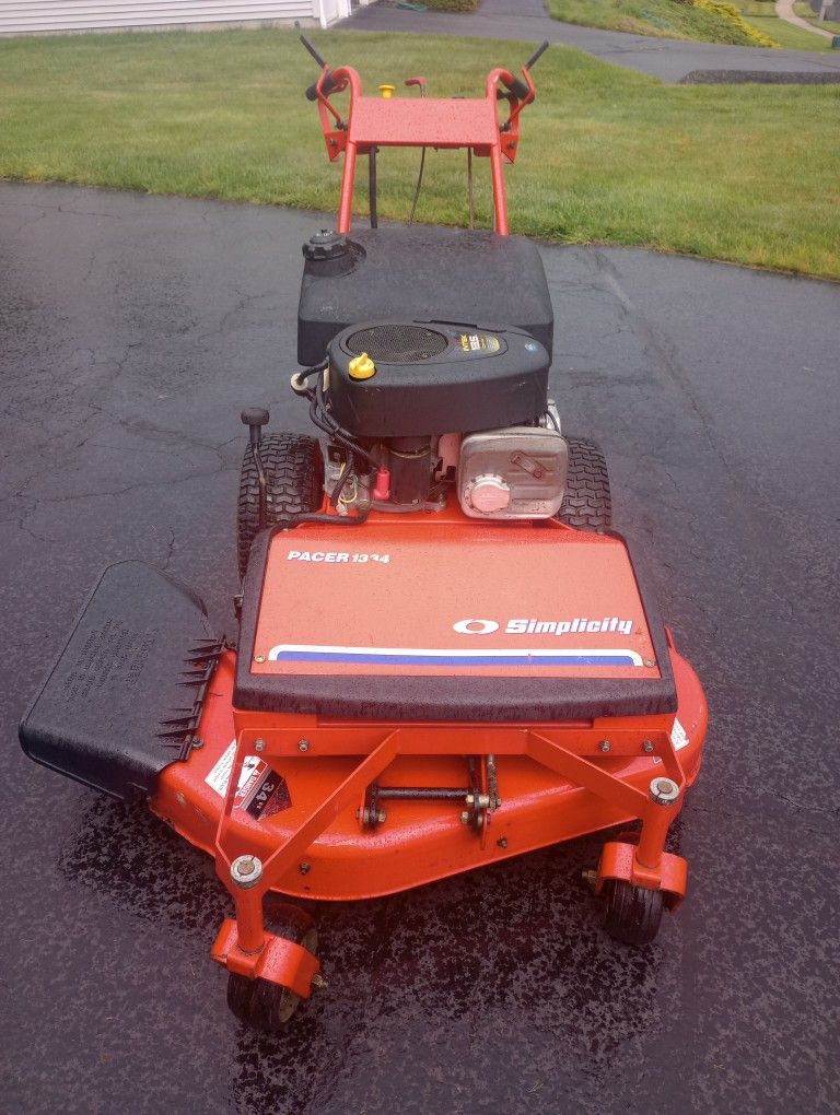 Simplicity Pacer 1334 Hydro 13 .5hp 34 In Deck Excellent Condition ...