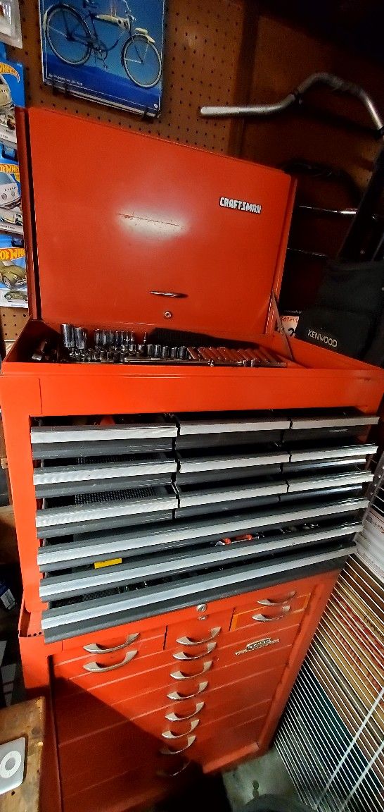 Craftsman Tool Box 12 Drawer Top Toolbox for Sale in Long Beach, CA ...