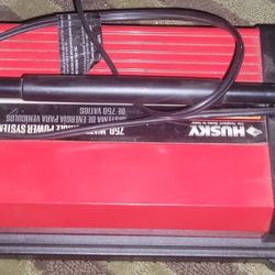 Husky 750 Watts Power Inverter for Sale in Lyman, SC - OfferUp