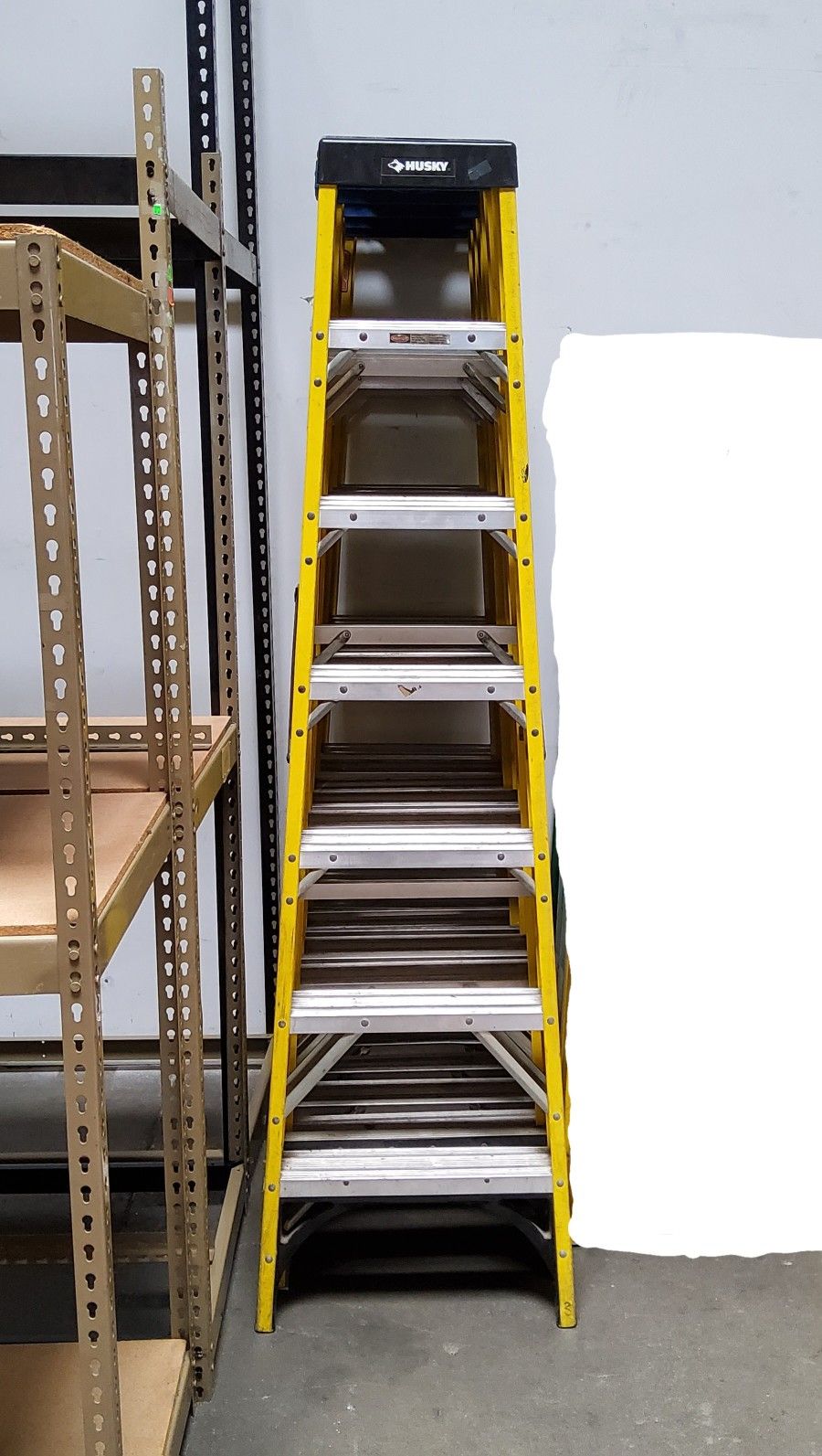 Ladder 7ft for Sale in Paramount, CA - OfferUp