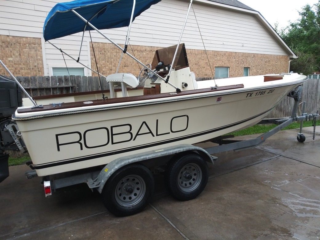 1983 Robalo 21 foot center console for Sale in Katy, TX - OfferUp