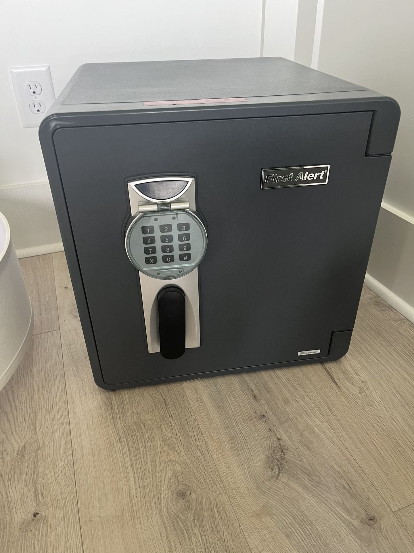 **LOOK**DEAL** Like New First Alert Water/Fireproof Safe for Sale in ...