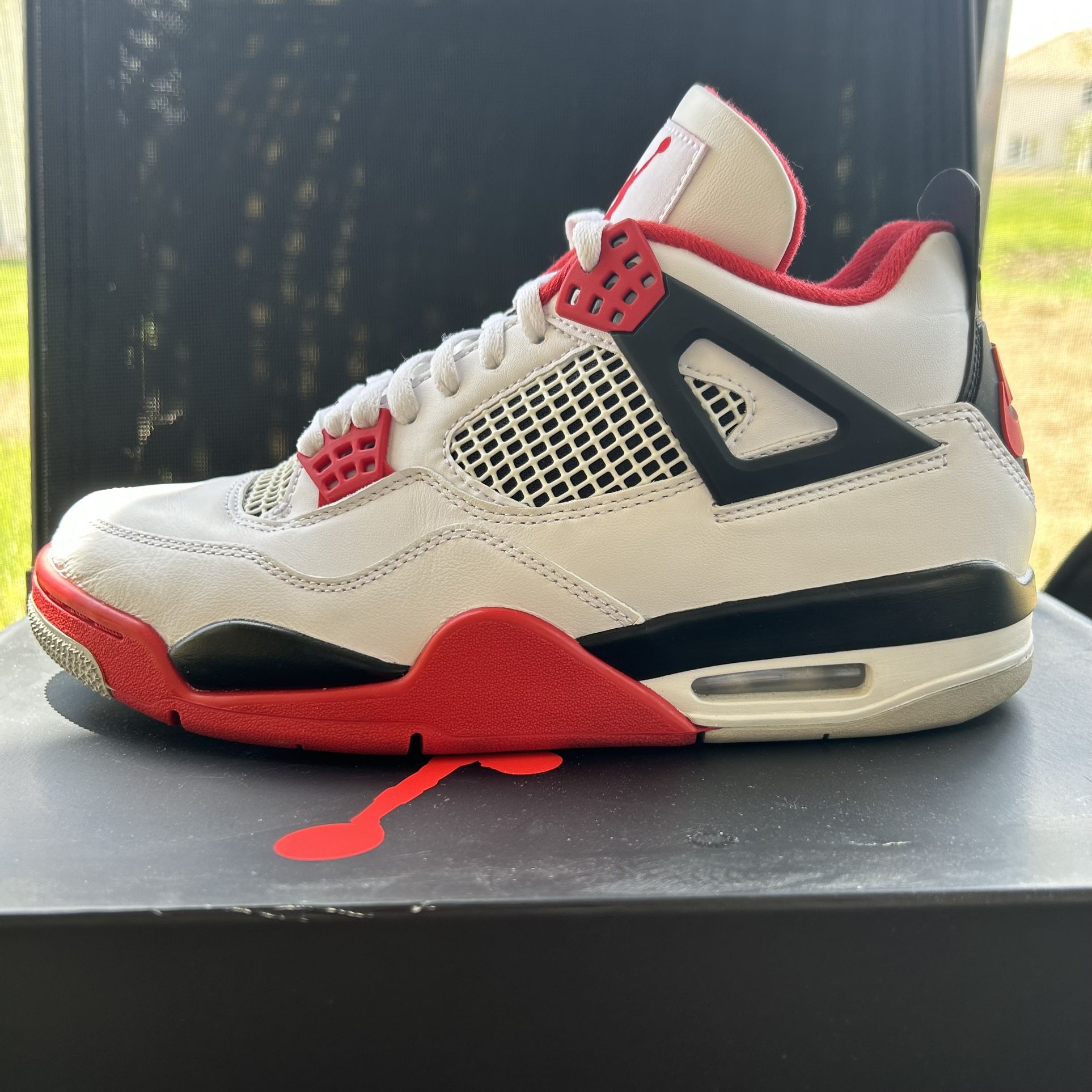 Jordan 4 Fire Red Size 9.5 for Sale in Kissimmee, FL - OfferUp