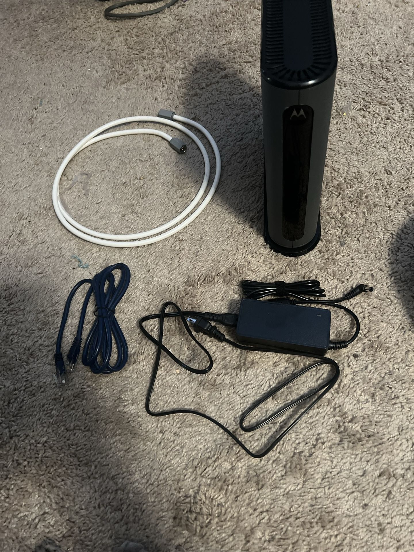 Motorola Mg 8702 Cable Modem With Built-In Wi-Fi Router for Sale in ...