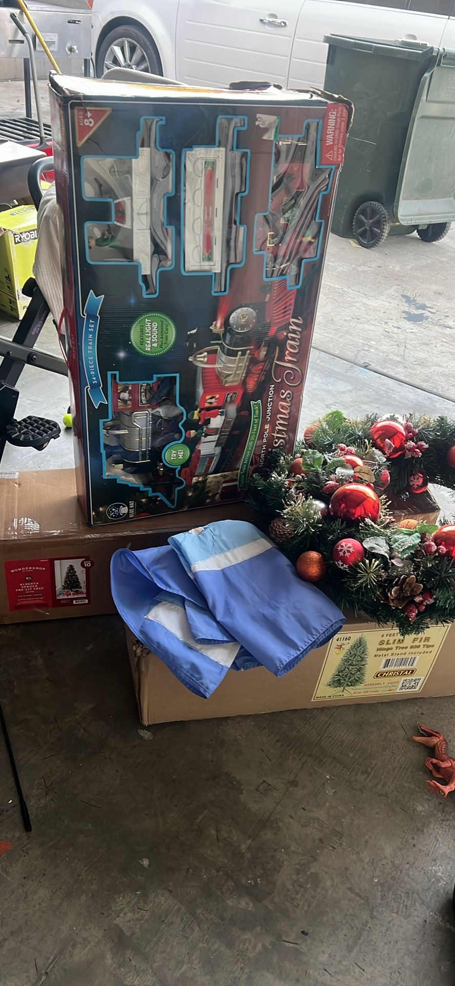 Christmas Deco for Sale in San Bernardino, CA - OfferUp