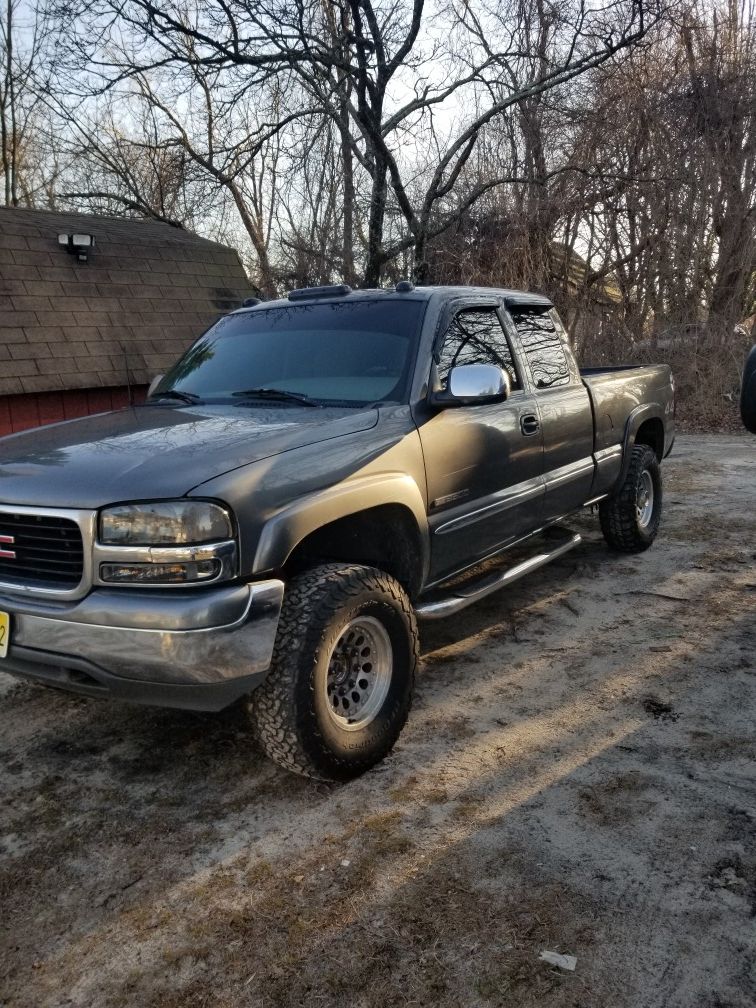 2000 GMC Sierra 2500 for Sale in Chesilhurst, NJ - OfferUp