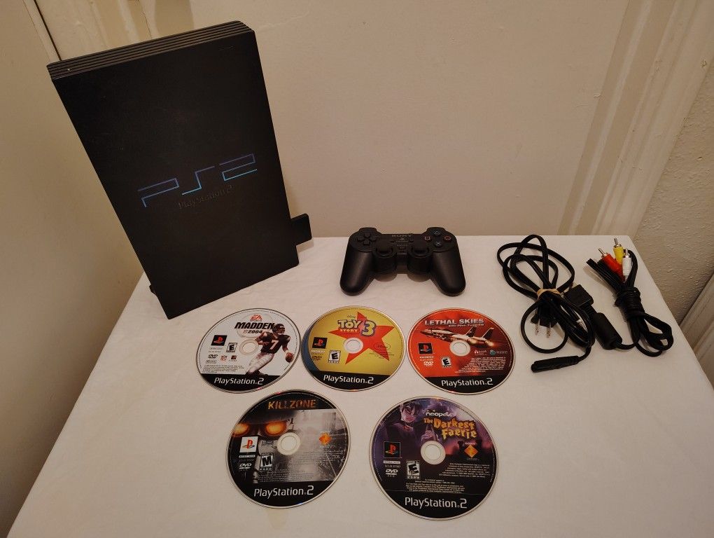 Fat PS2 With Games And Accessories for Sale in Houston, TX - OfferUp