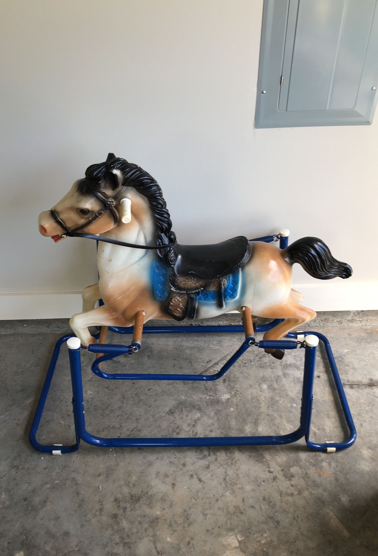 Gabriel clip clop wonder horse for Sale in Clermont, GA - OfferUp