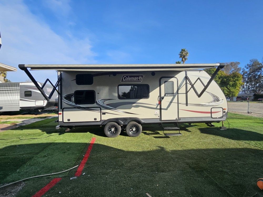 Retail Value Of A2019 Coleman Tq 30o Travel Trailer