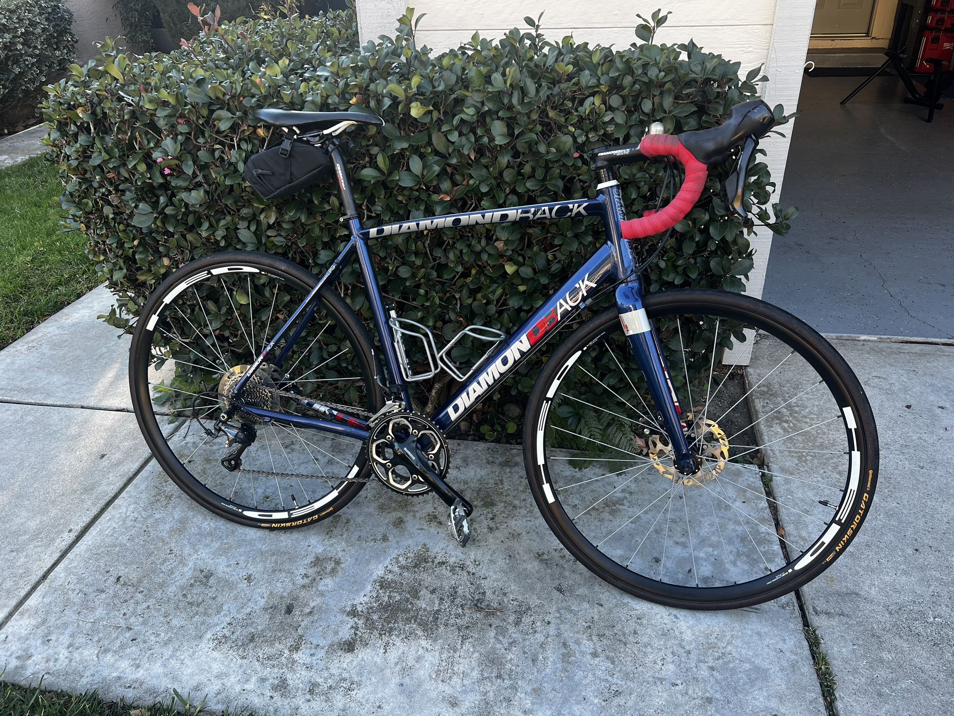 Diamondback Century 2 Disc Road Bike for Sale in San Diego, CA - OfferUp