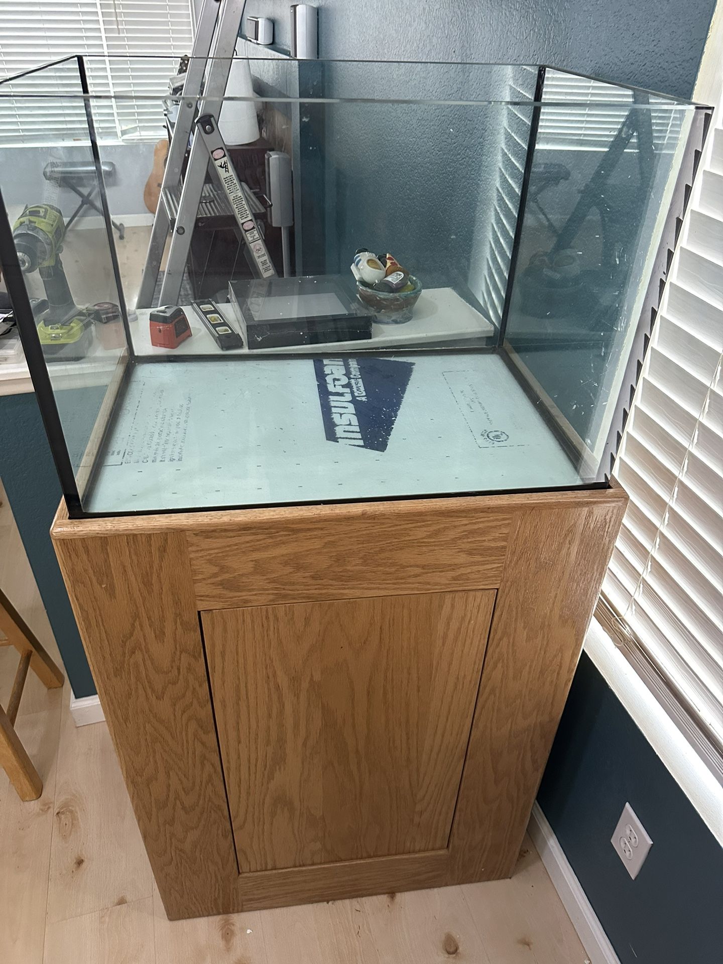 Vizio 33 Gallon Rimless Fish Tank for Sale in Temecula, CA - OfferUp