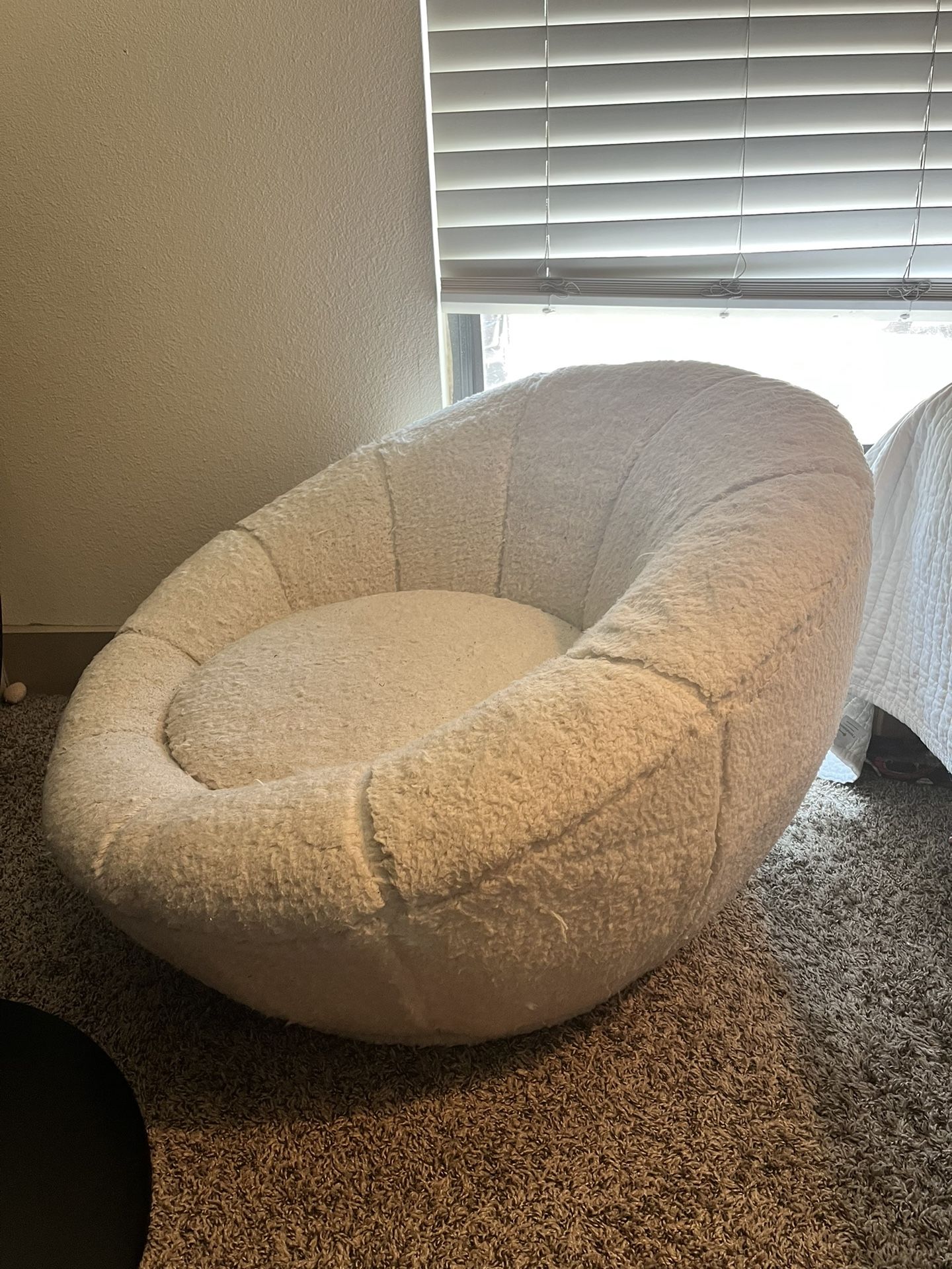 Fluffy Chair for Sale in Round Rock, TX - OfferUp