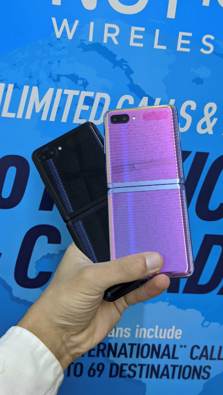 Samsung Galaxy Z Flip 1 4G 256gb - Brand New in Box / Like New w/Box ...