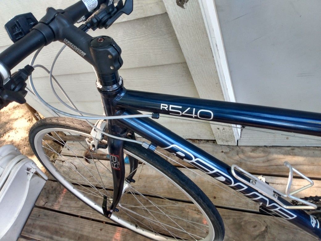 Redline R540 road bike for Sale in Houston, TX - OfferUp