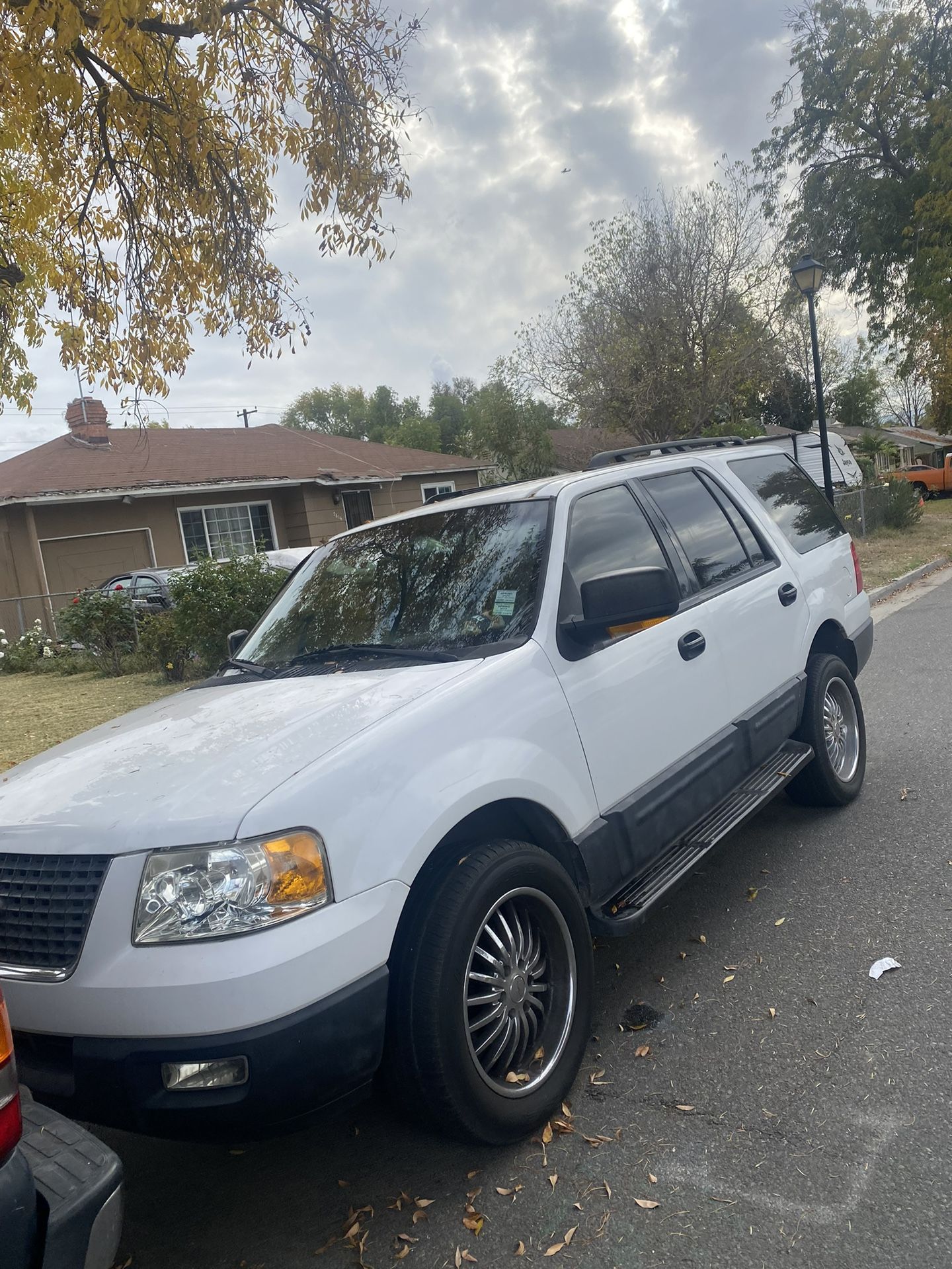 2005 Ford Expedition for Sale in Riverside, CA - OfferUp