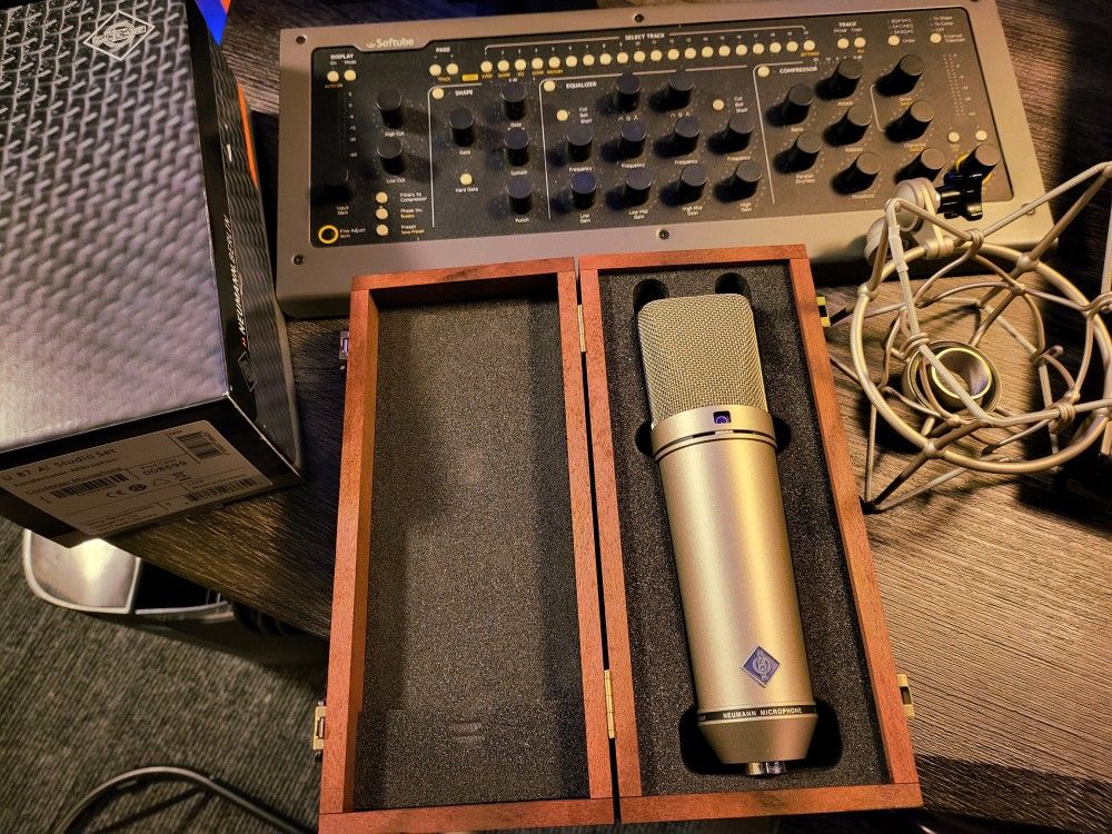 Neumann U87 AI Studio Condenser Microphone for Sale in Seattle, WA ...