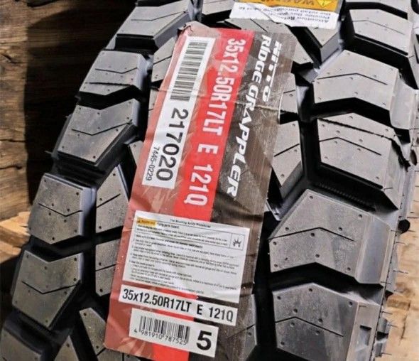 35 1250 17 Set De Llantas Nitto for Sale in Phoenix, AZ - OfferUp