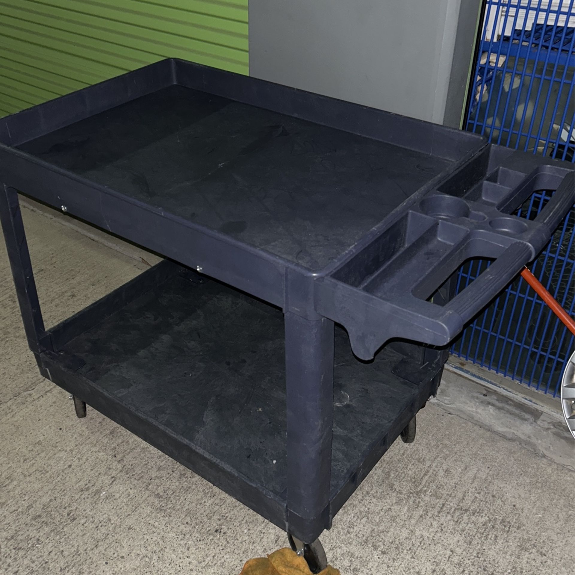 Franklin Industrial Polypropylene Service Cart for Sale in Huntington ...