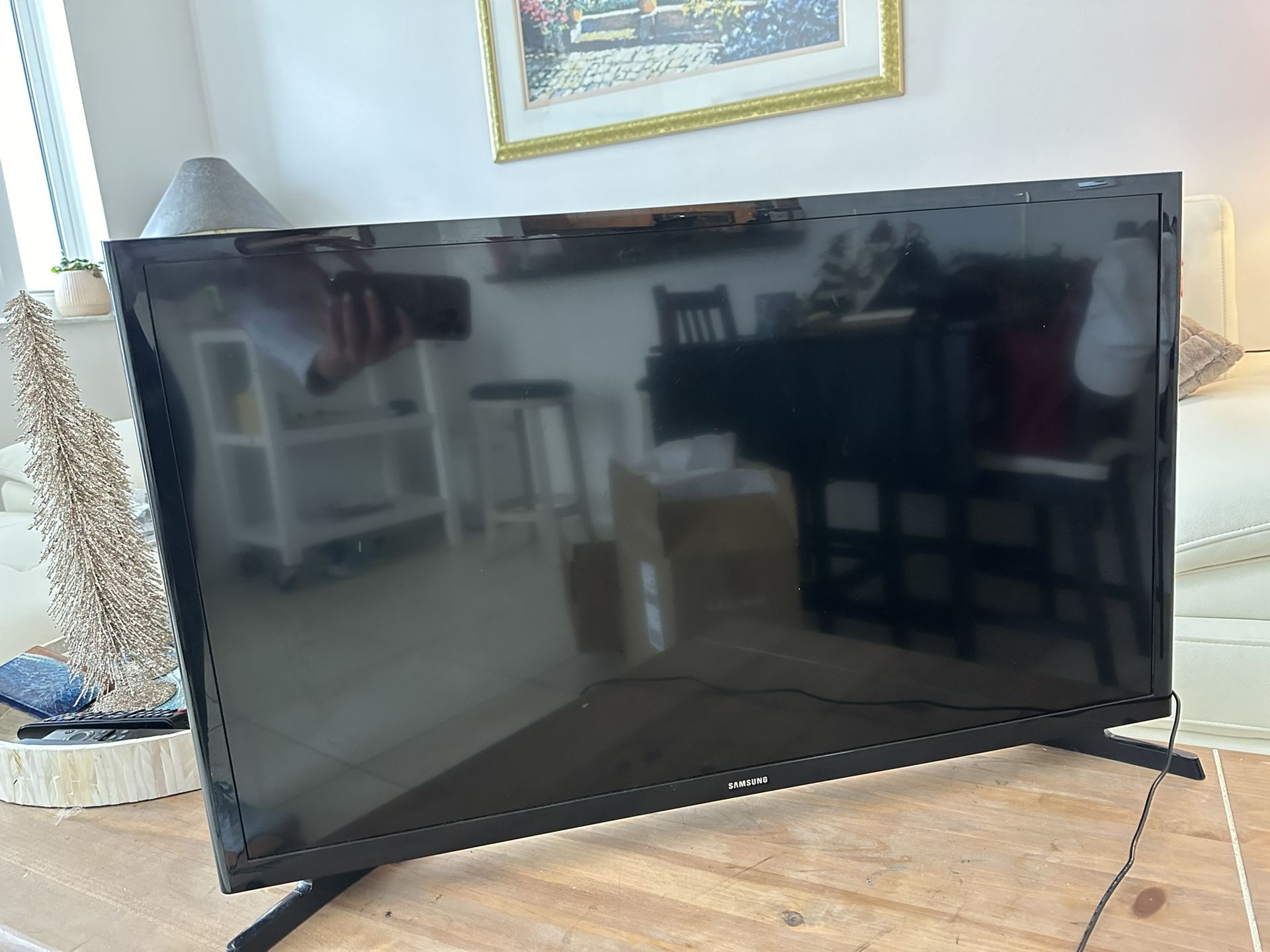 Flat Screen Samsung TV for Sale in West Palm Beach, FL - OfferUp