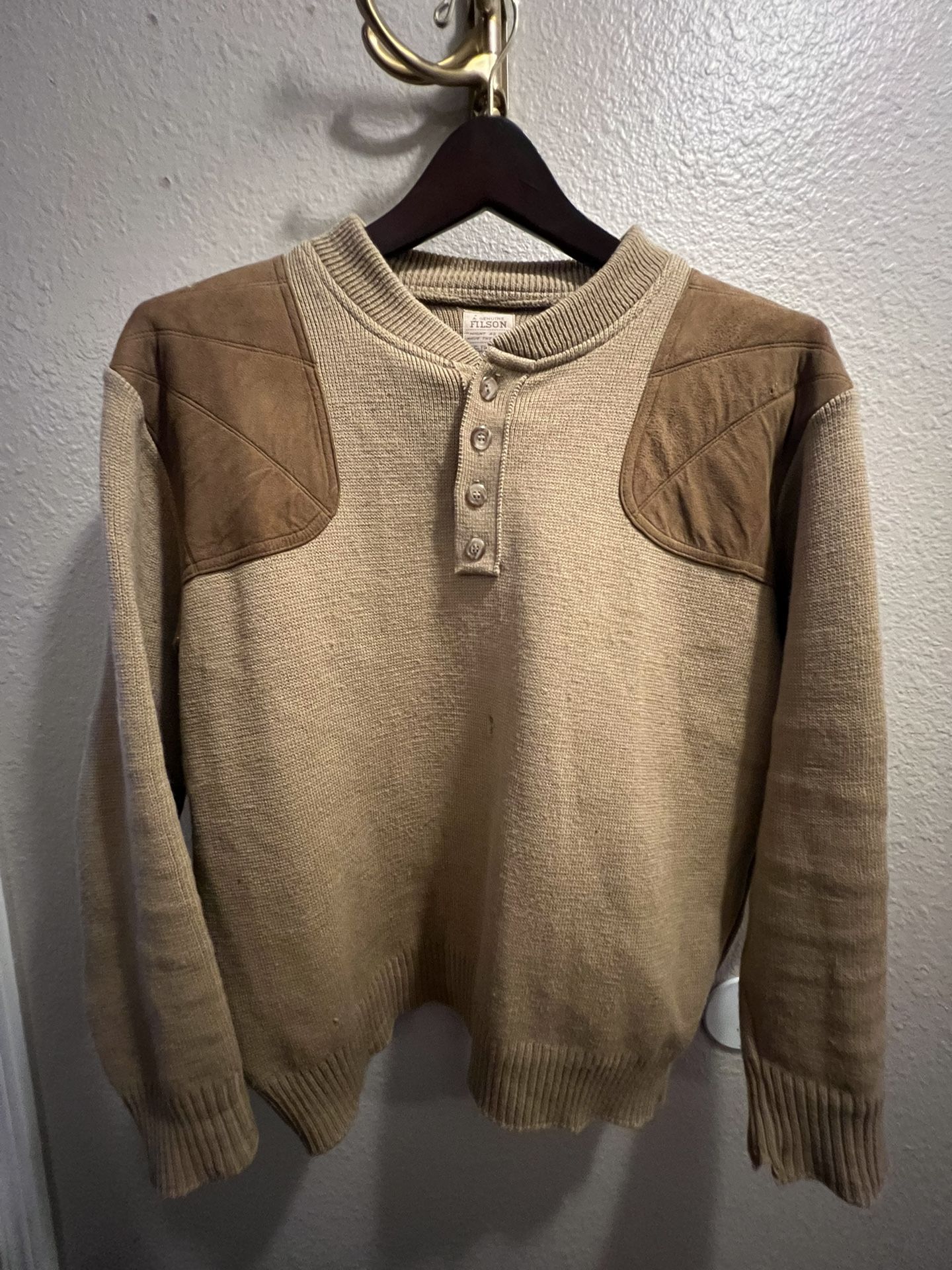 Filson Guide Sweater for Sale in Tacoma, WA - OfferUp