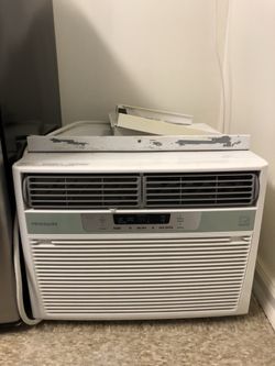 Air Conditioner Frigidaire 10 000 BTU 115V Window Mounted FFRE1033Q1 for Sale in Brooklyn NY OfferUp