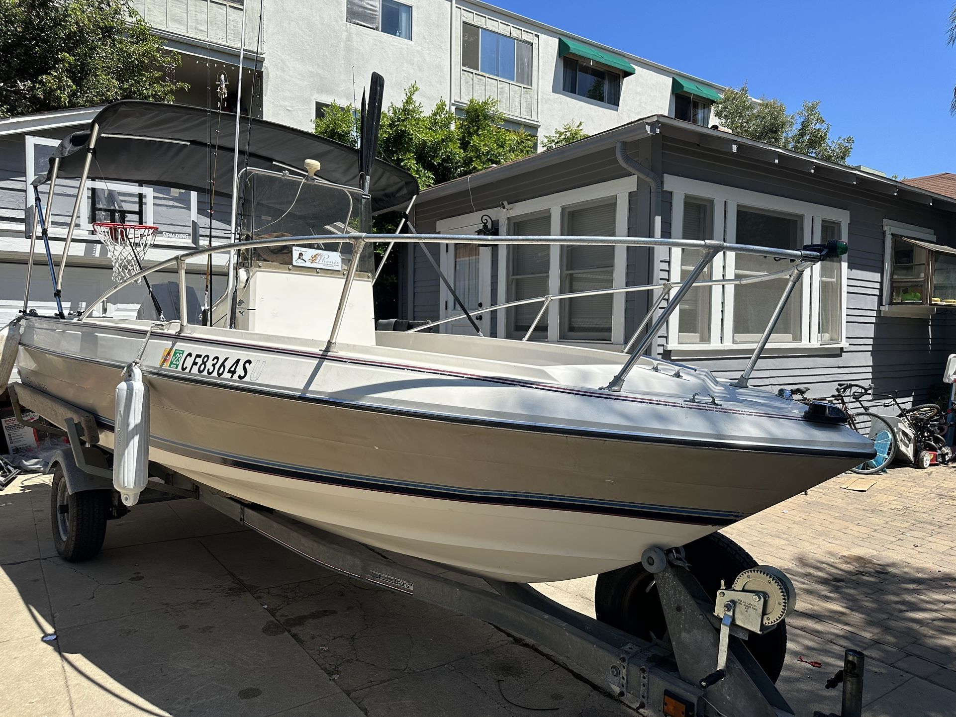 1984 Bayliner Trophy Center Console for Sale in Long Beach, CA - OfferUp