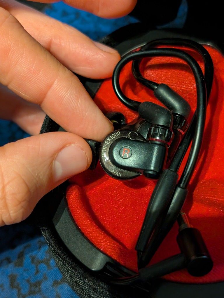 Sony MDR-EX1000 IEMs for Sale in La Habra Heights, CA - OfferUp