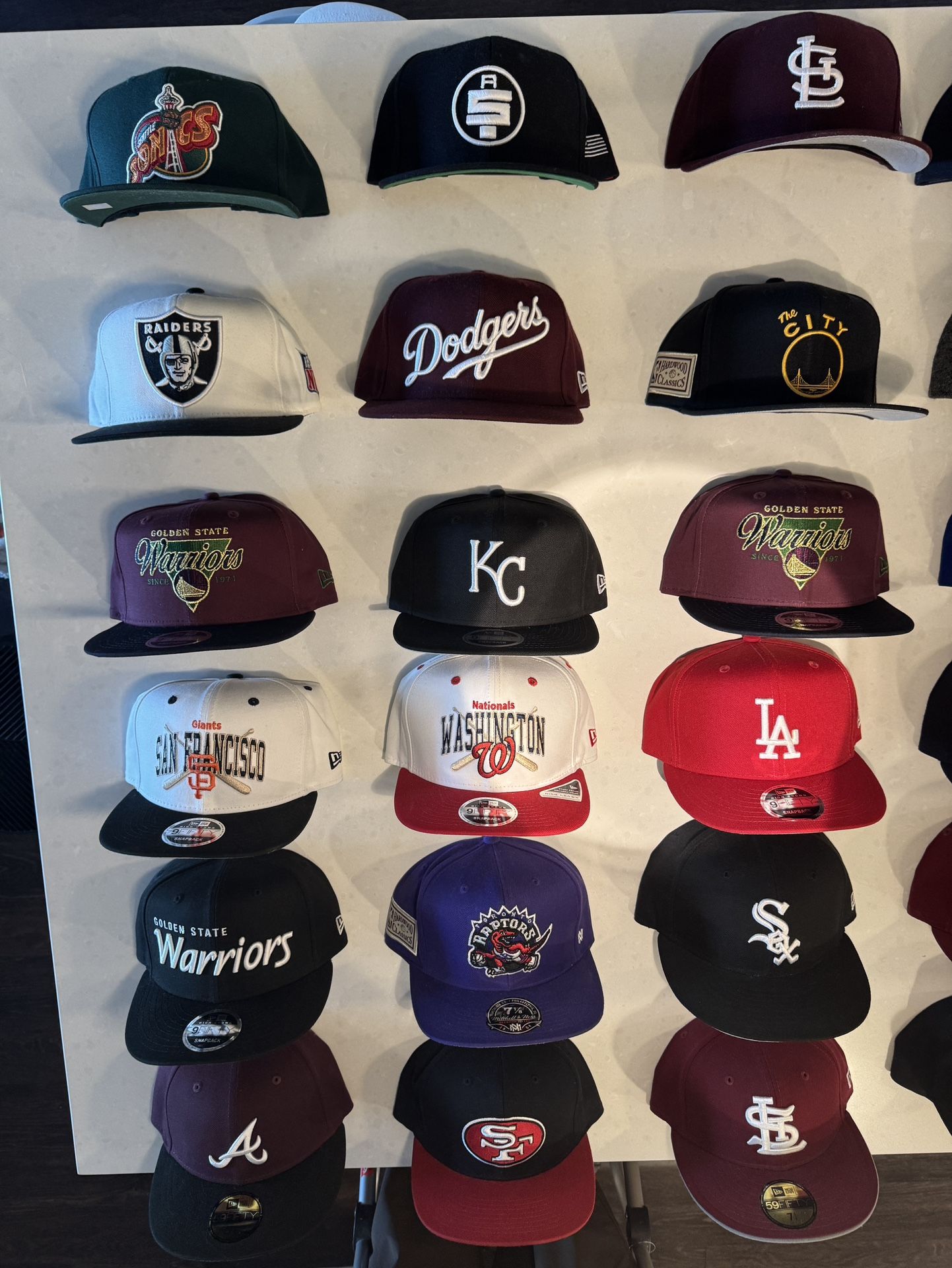 Multiple New Era 59Fifty & 9Fifty Hats , Mitchell & Ness Fitted ...