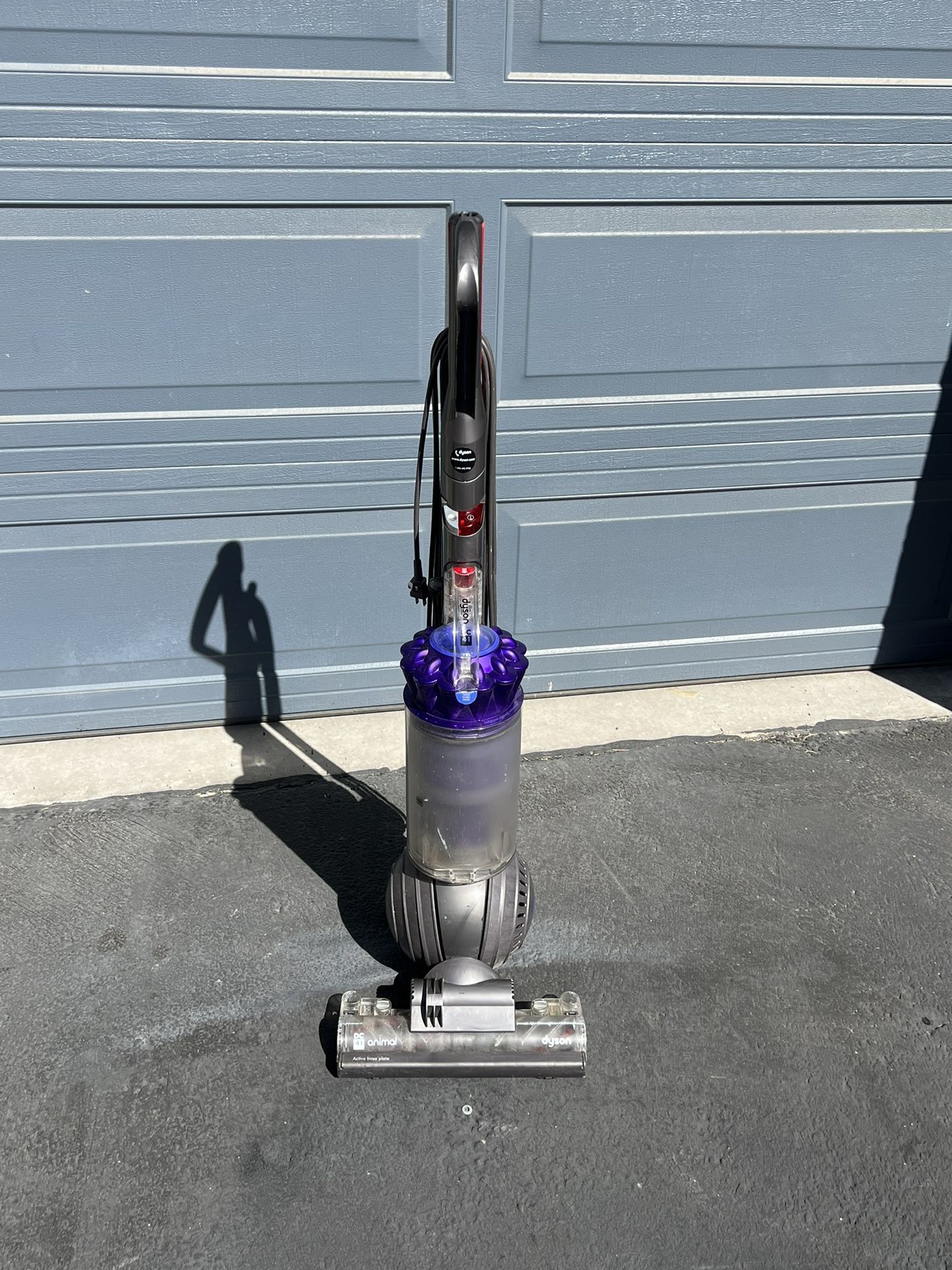 Dyson DC41 Vacuum Pet for Sale in Las Vegas, NV - OfferUp