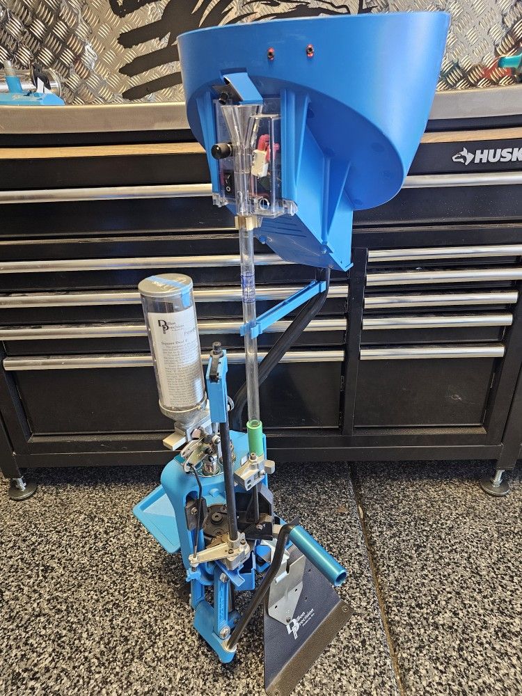 Dillon 650xl Reloading Press for Sale in Lake Elsinore, CA - OfferUp