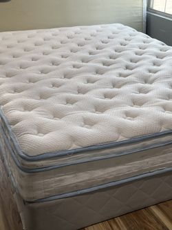 USED QUEEN SIZE PILLOWTOP MATTRESS WITH BOX SPRING DELIVERY AVAILABLE for Sale in San Antonio TX OfferUp