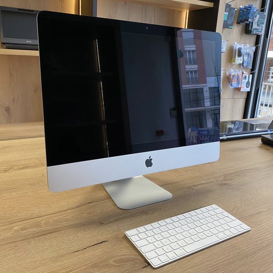 New Apple iMac 27” Retina 5K Display - Wireless Apple Magic Keyboard ...
