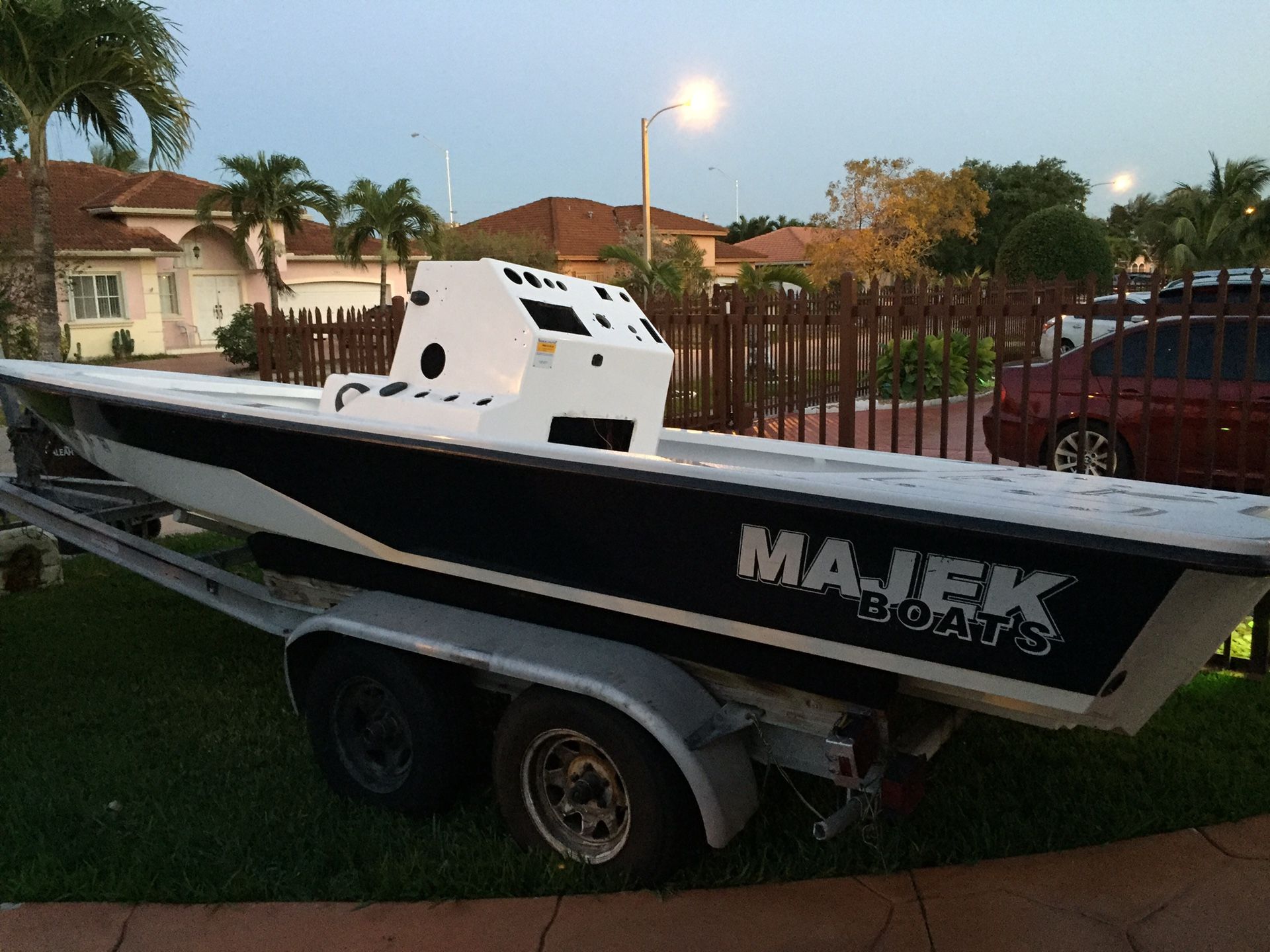 Majek 22 extreme hull & trailer project only !! Clean title !! Badass ...
