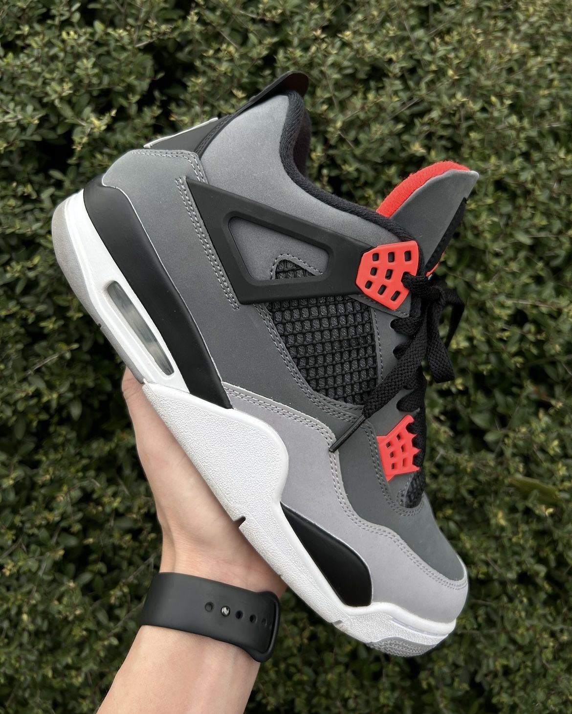 Retro Jordan 4s “Infrared” for Sale in Richmond, TX - OfferUp