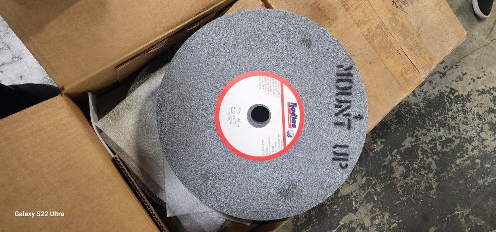 Grinding Wheel. (Radiac Abrasives) 14x3x1-1/4PLEASE READ THE ...