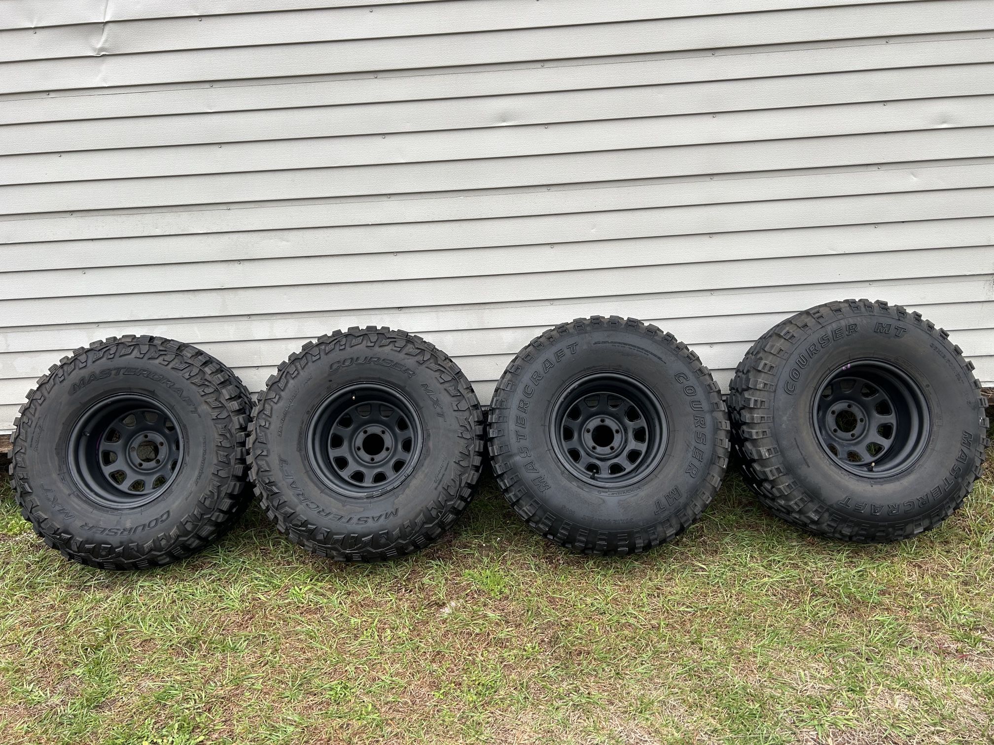 Set of FOUR 35x12.50R 15 Mud All Terrain Tires & Wheels for Sale in ...