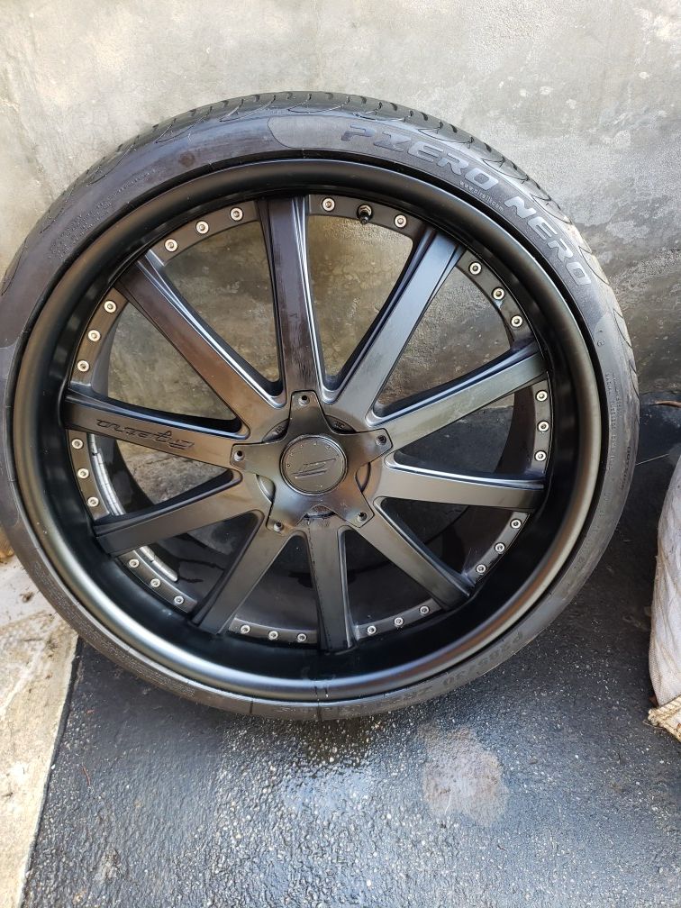 24 inch Agetro rims for Sale in Los Angeles, CA - OfferUp