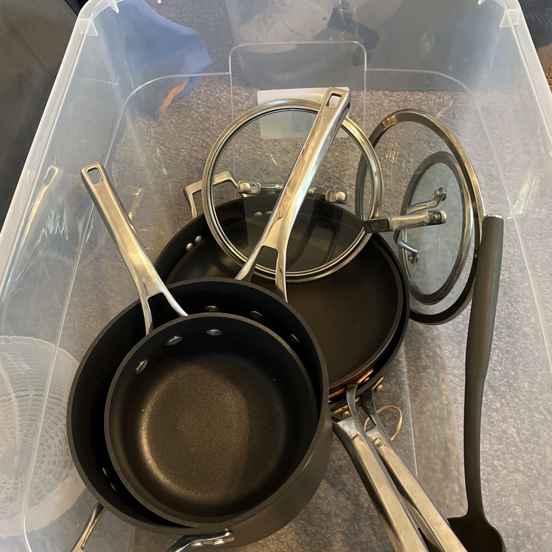 Calphalon Elite 10 Piece Nonstick Cookware Set for Sale in Portland, OR ...